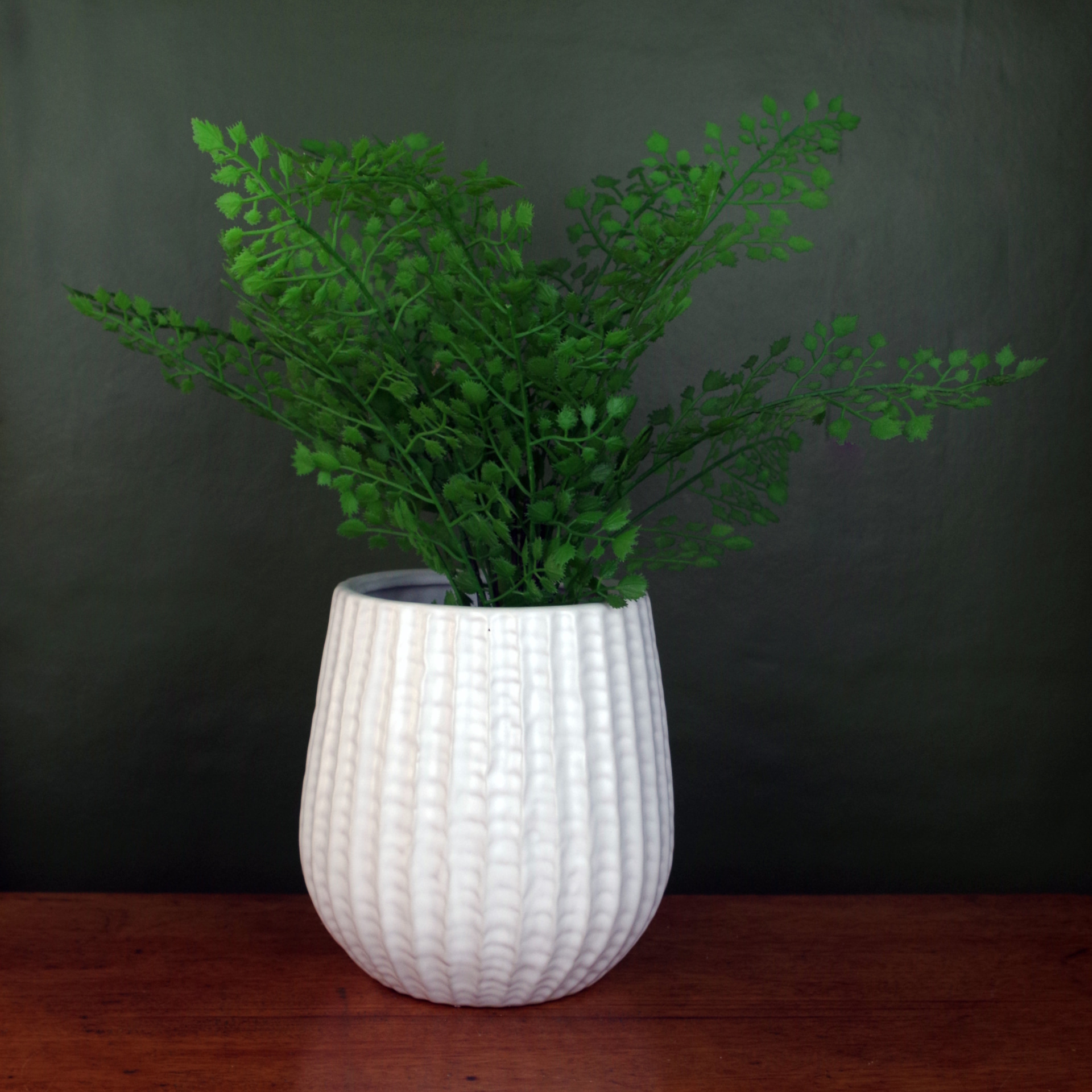 White Ceramic Planter Plant Pot – Leaf Artificial Plants & Trees